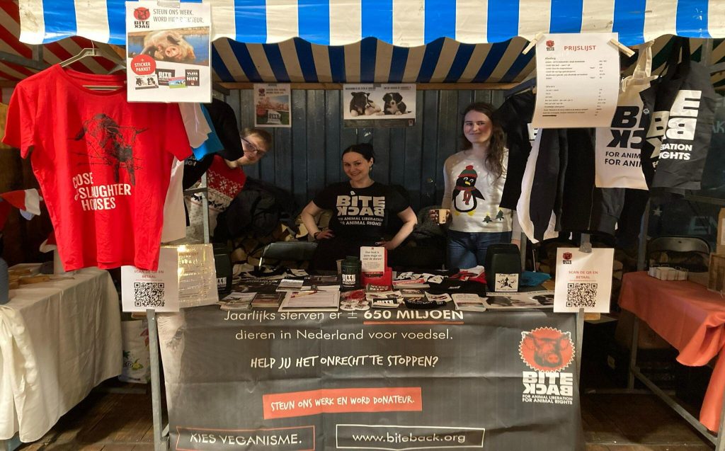 Bite Back op de kerstmarkt in Groningen - Stichting Bite Back